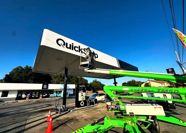 QuickStop - IDM Signs & Graphics